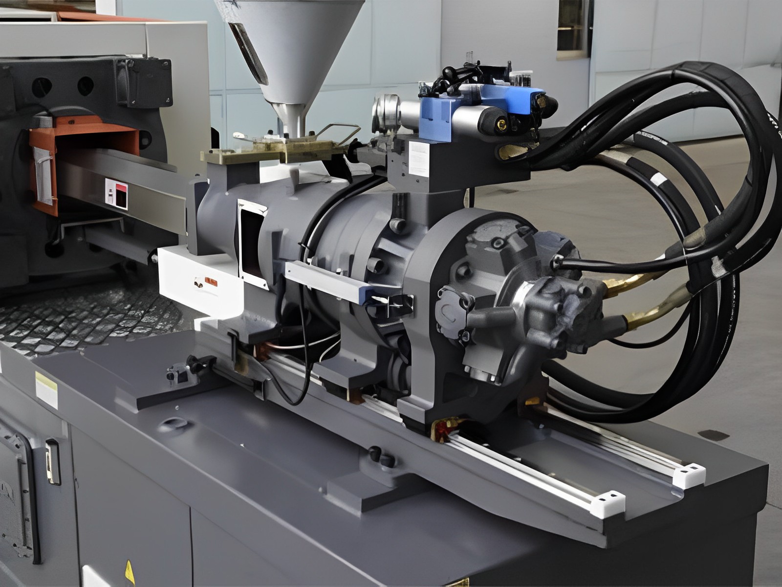 From What Angle Should The Injection Molding Machine Be Selected ...